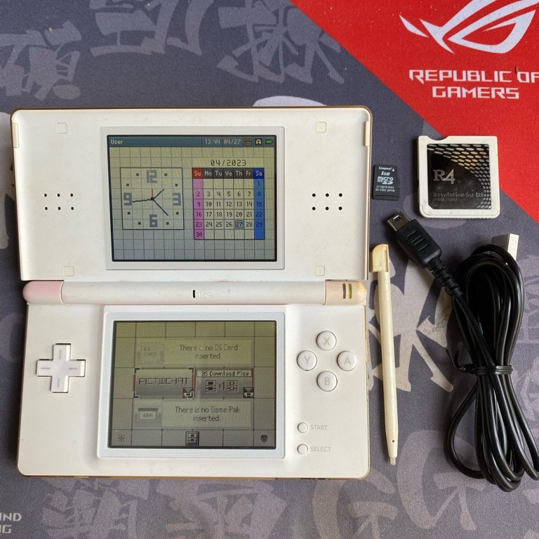 Nintendo 任天堂 NDS Lite (連R4燒錄卡) NDSL 二手價錢及狀況 - Price二手買賣區 Price.com.hk